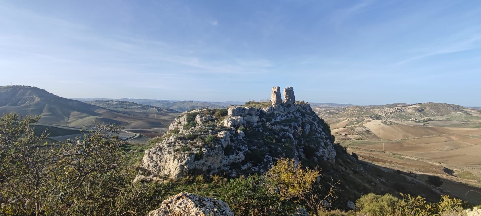 Riesi. Bella escursione di BC Sicilia presso le Forche di Castellazzo ...