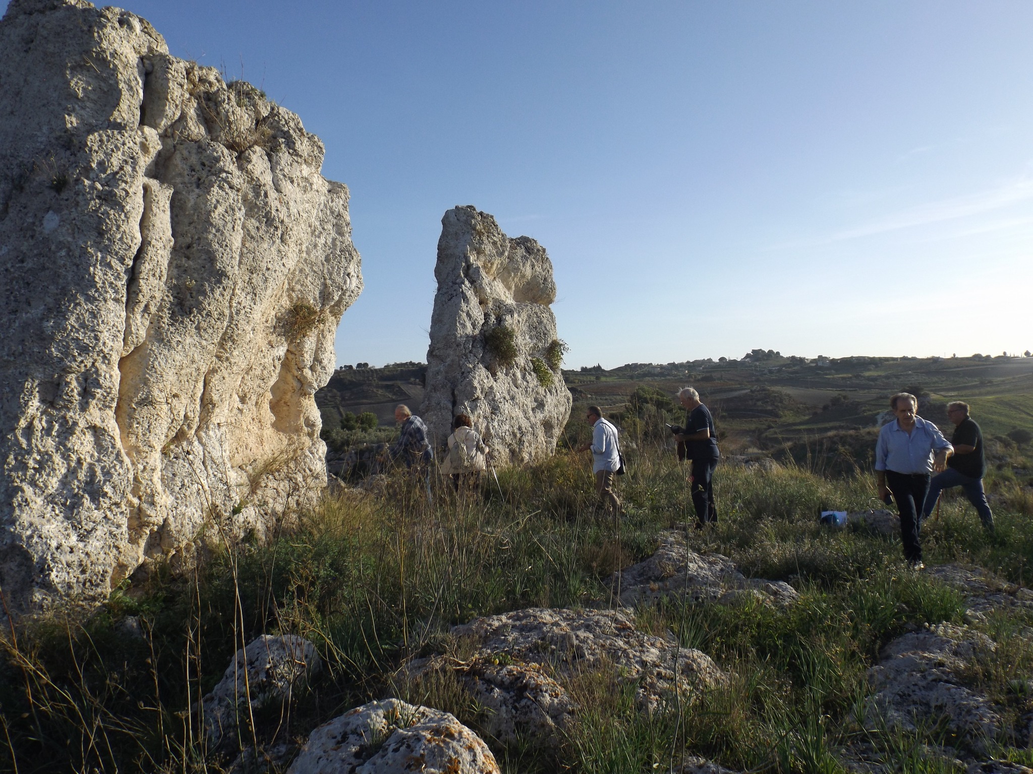 Riesi. Bella escursione di BC Sicilia presso le Forche di Castellazzo ...