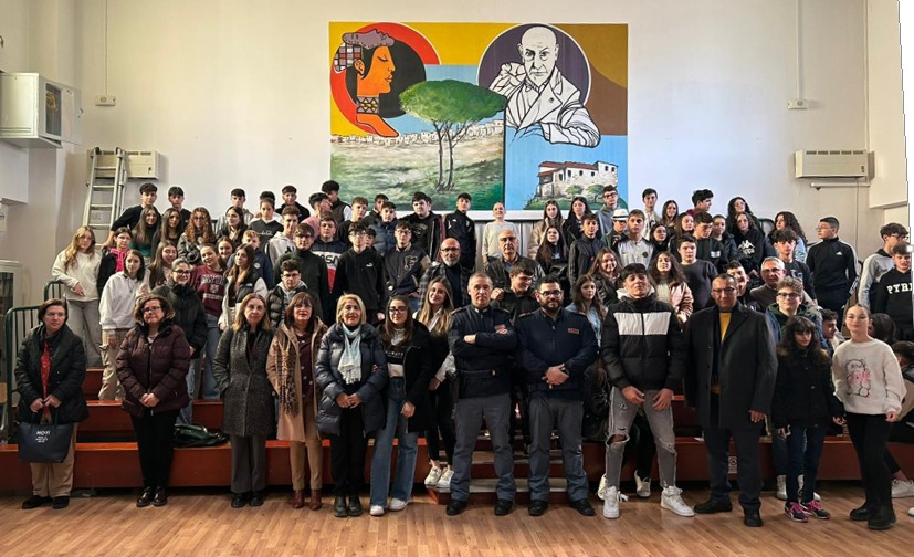 Riesi. Campagna educativa sui pericoli della rete: incontro degli ...