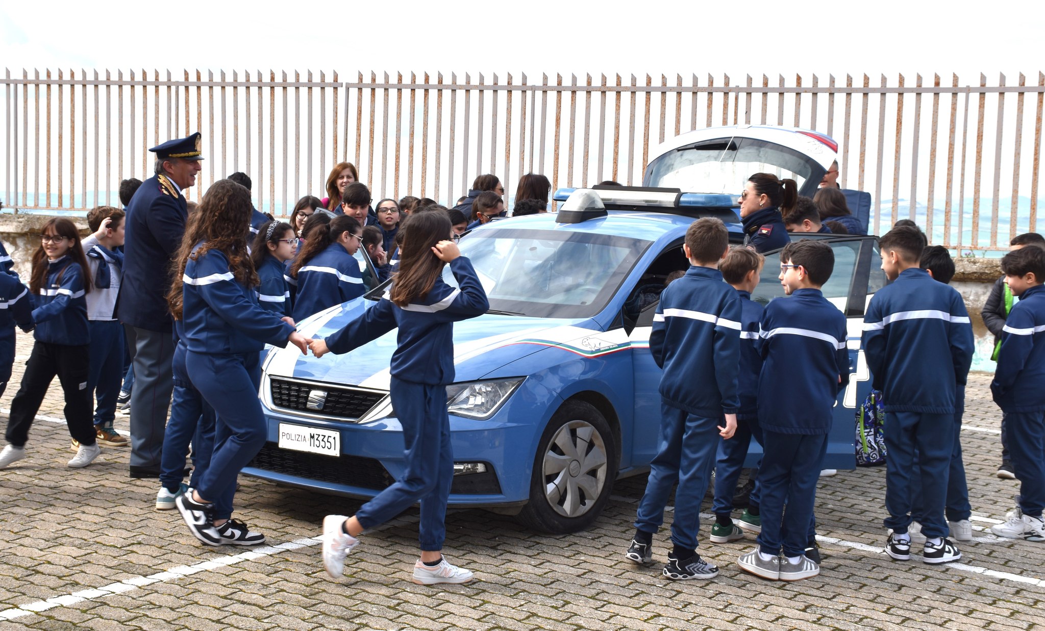 Niscemi. I poliziotti del Commissariato hanno incontrato alunni e ...