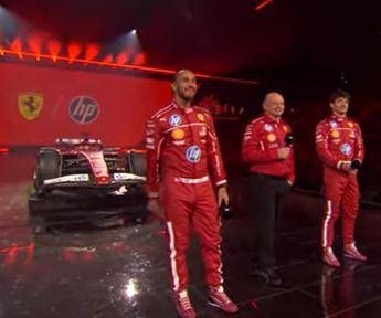Ferrari presenta SF-25, show con Hamilton e Leclerc a Londra - il Fatto Nisseno - Caltanissetta ...