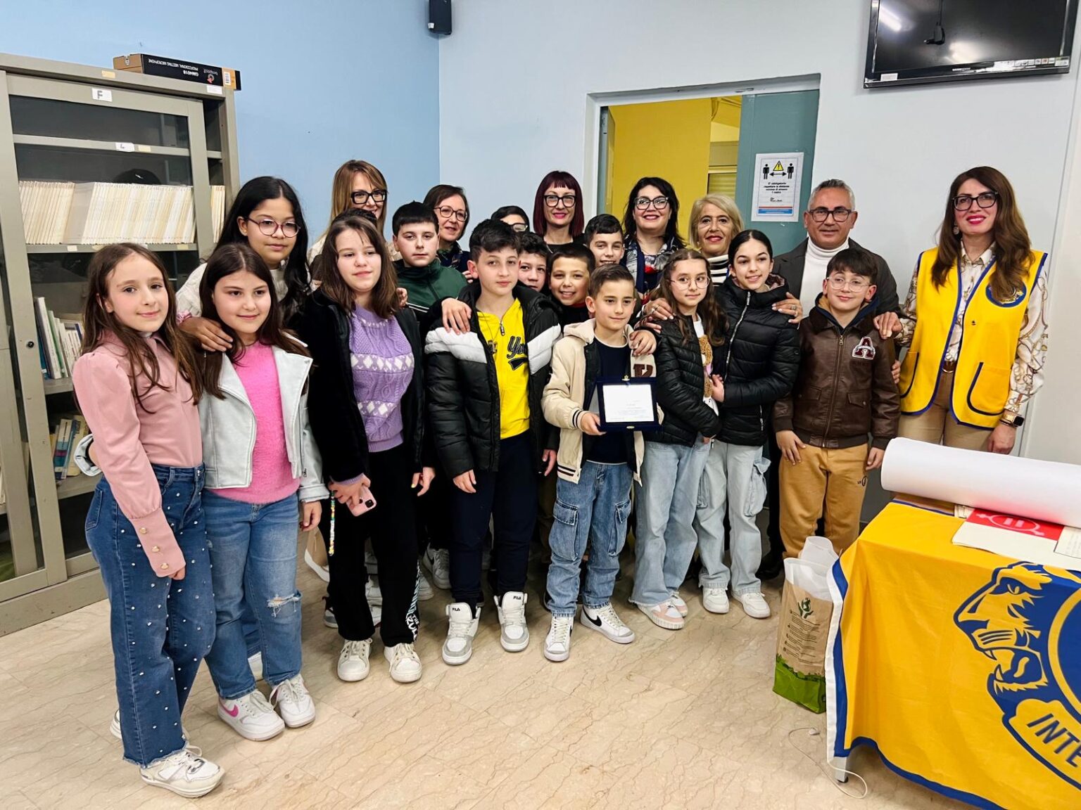 Riesi. Premiati dal Lions Club alunni dell'Istituto Comprensivo "Carducci" - il Fatto Nisseno ...