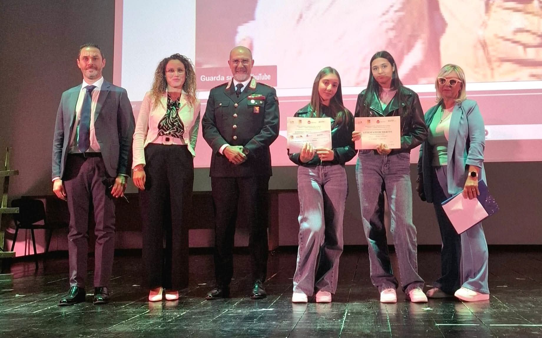 San Cataldo. Agli alunni dell’Istituto “Carducci” assegnati due premi ...