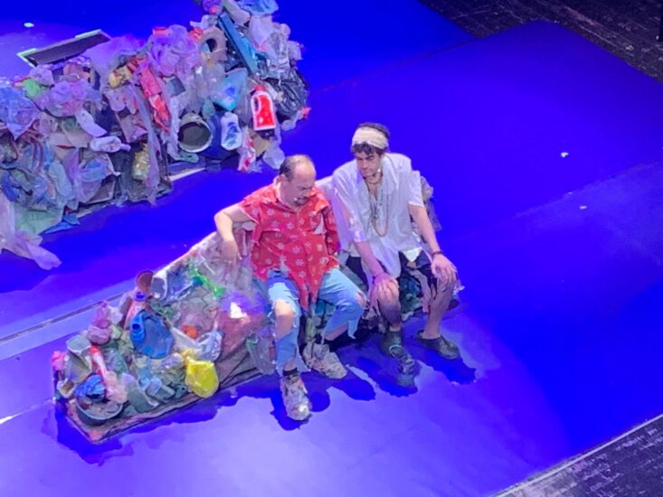 Caltanissetta, comicità e momenti di riflessione al Teatro Regina ...